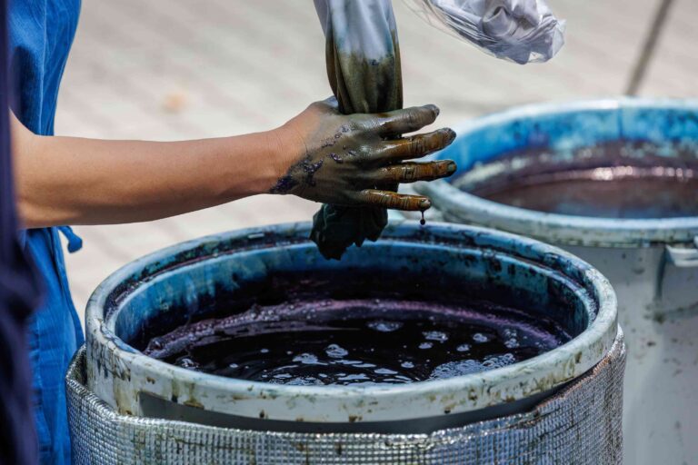 Sustainable Dyeing Techniques: Innovations in Coloring Fabrics - RMCAD